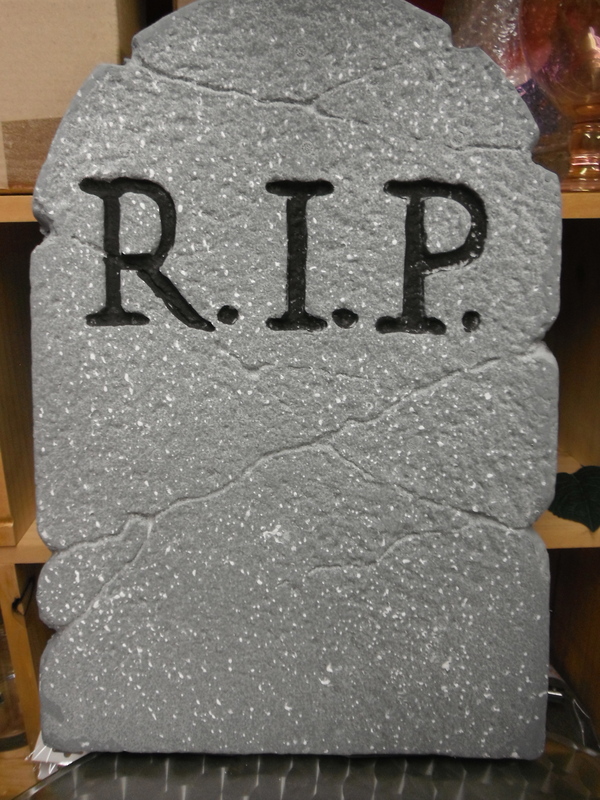 Halloween RIP Graveyard sign 2 for hire, rent, or rental in Panmure ...